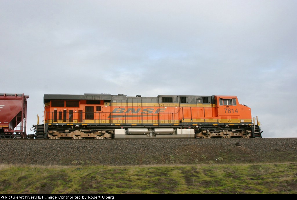 BNSF 7614